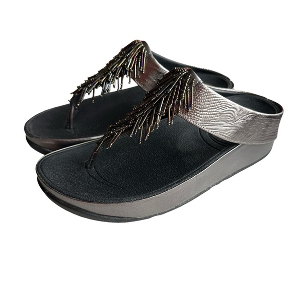Fitflop | Shoes | Fitflop Cha Cha Beaded Metallic Fringe Toe Thong ...